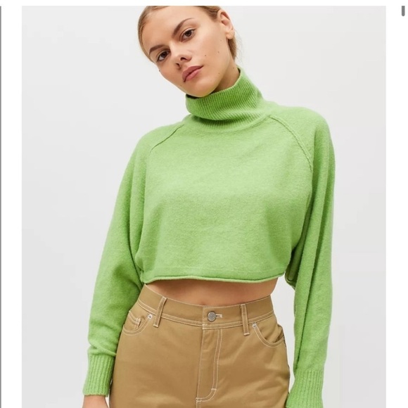 Urban Outfitters | Sweaters | Nwt Urban Outfitters Green Kyla Crop ...